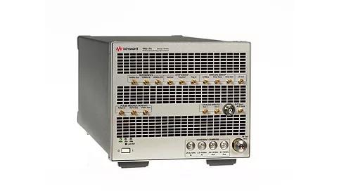Agilent / HP / Keysight N8211A - N8211A Performance Analog Upconverter ...