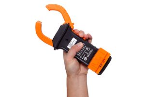 Agilent / HP / Keysight U1213A - U1213A Handheld Clamp Meter, 3 ½ Digit ...